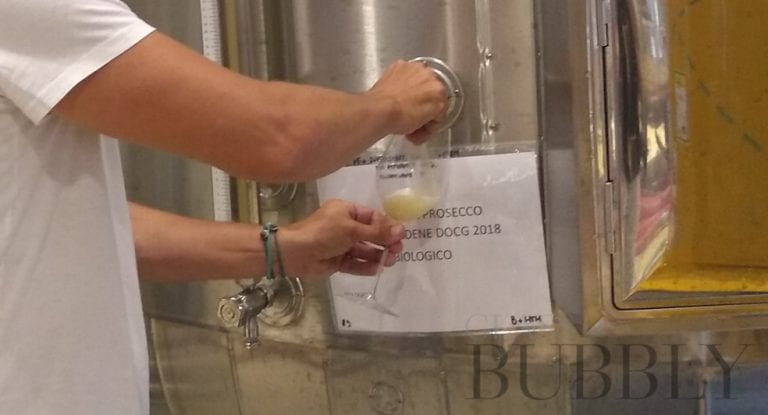 What is Charmat Method? – Glass Of Bubbly