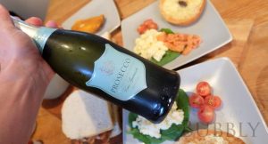Prosecco and Food Pairing Ideas – Glass Of Bubbly