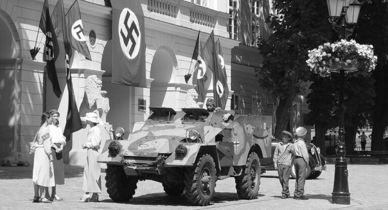 What Happened To Champagne During World War 2 – Glass Of Bubbly