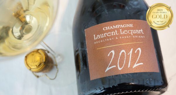 What Champagne Was Served On The Titanic? – Glass Of Bubbly
