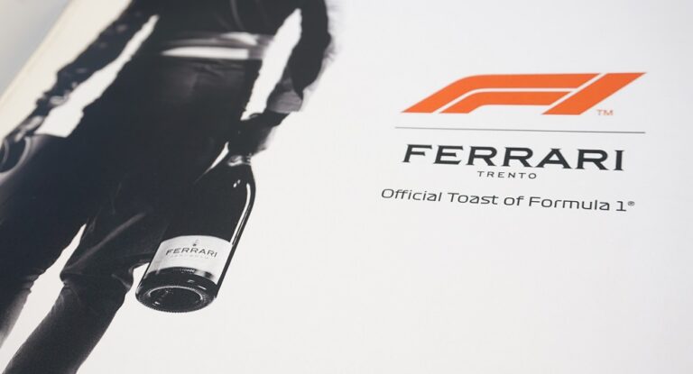 History of Formula 1 Champagne – Glass Of Bubbly
