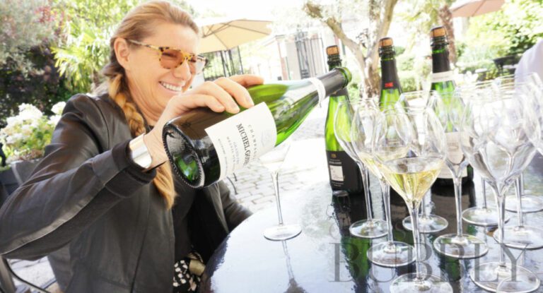 Characteristic Tastes & Flavours of Champagne – Glass Of Bubbly