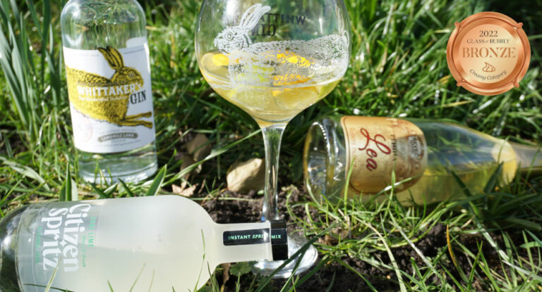 Refreshing Rabbit Cocktail – Glass Of Bubbly