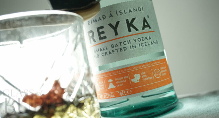 From The Deep Blue Sea Cocktail – Glass Of Bubbly