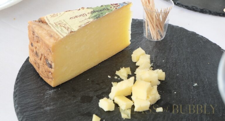 Top 10 Cheeses for Christmas 2023 – Glass Of Bubbly